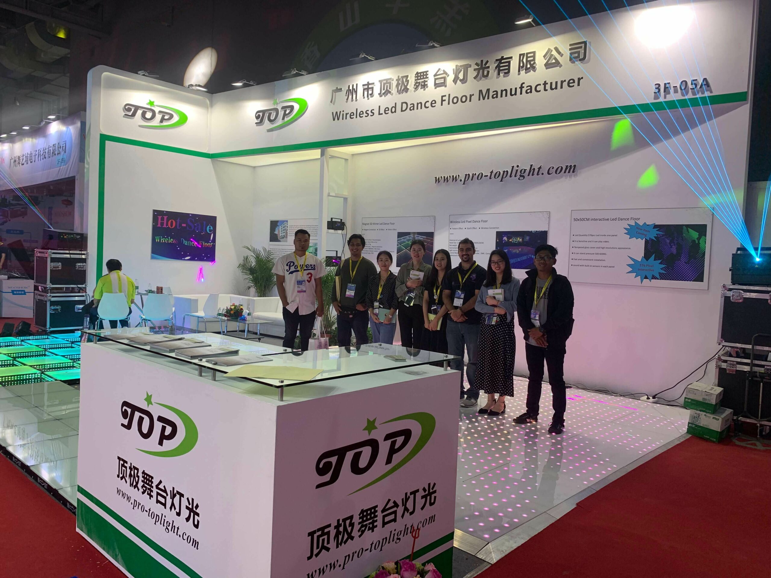 Exhibition-TOP DANCE