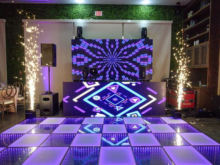 Elegant Banquet Decor: Transform Your Venue | Shop Now