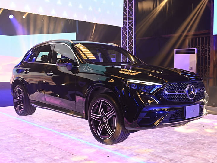 How Do Interactive Floors Work? | LED Technology Explained