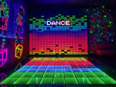 Disco Dance Floors: Guide to Types, Features & Selection